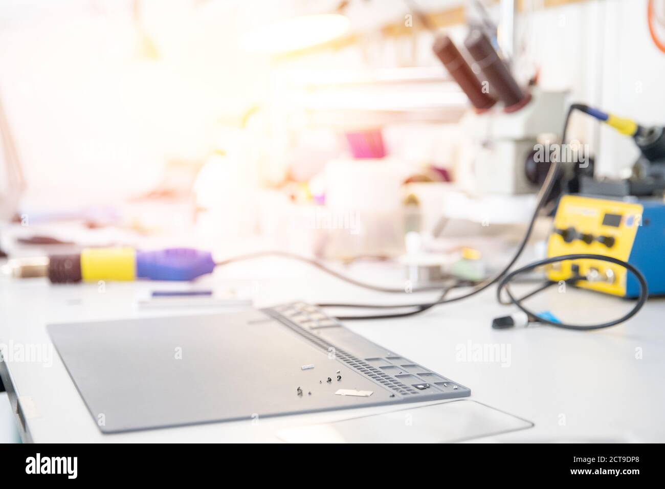 Mobile phone chip repair process, battery replacement and broken screen ...