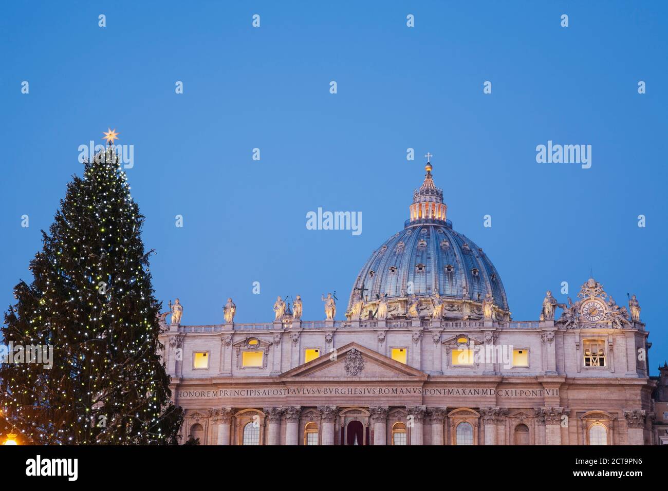Italy, Vatican, Rome, St. Peter's Basilica and christmas tree in the ...