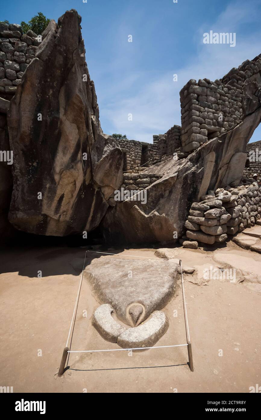 Peru, Andes, Stone condor at Machu Picchu Stock Photo - Alamy