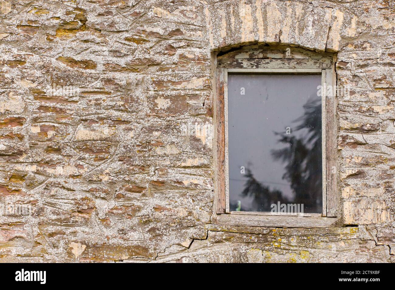 Wooden window in an old stone barn Stock Photo - Alamy