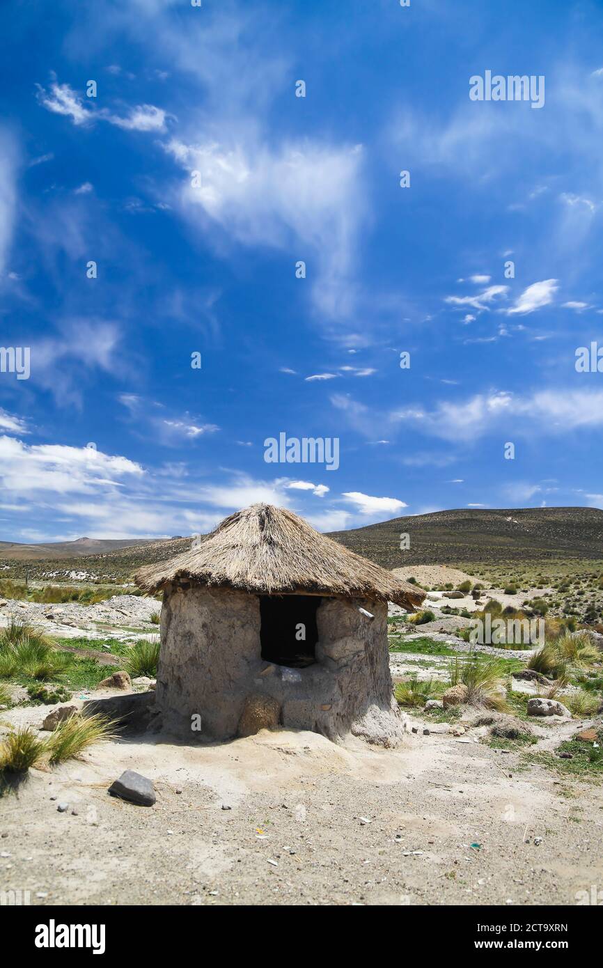 Peru hut hi-res stock photography and images - Alamy