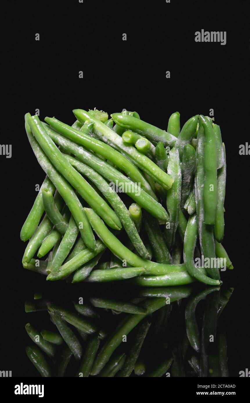 Frozen green beans hi-res stock photography and images - Alamy