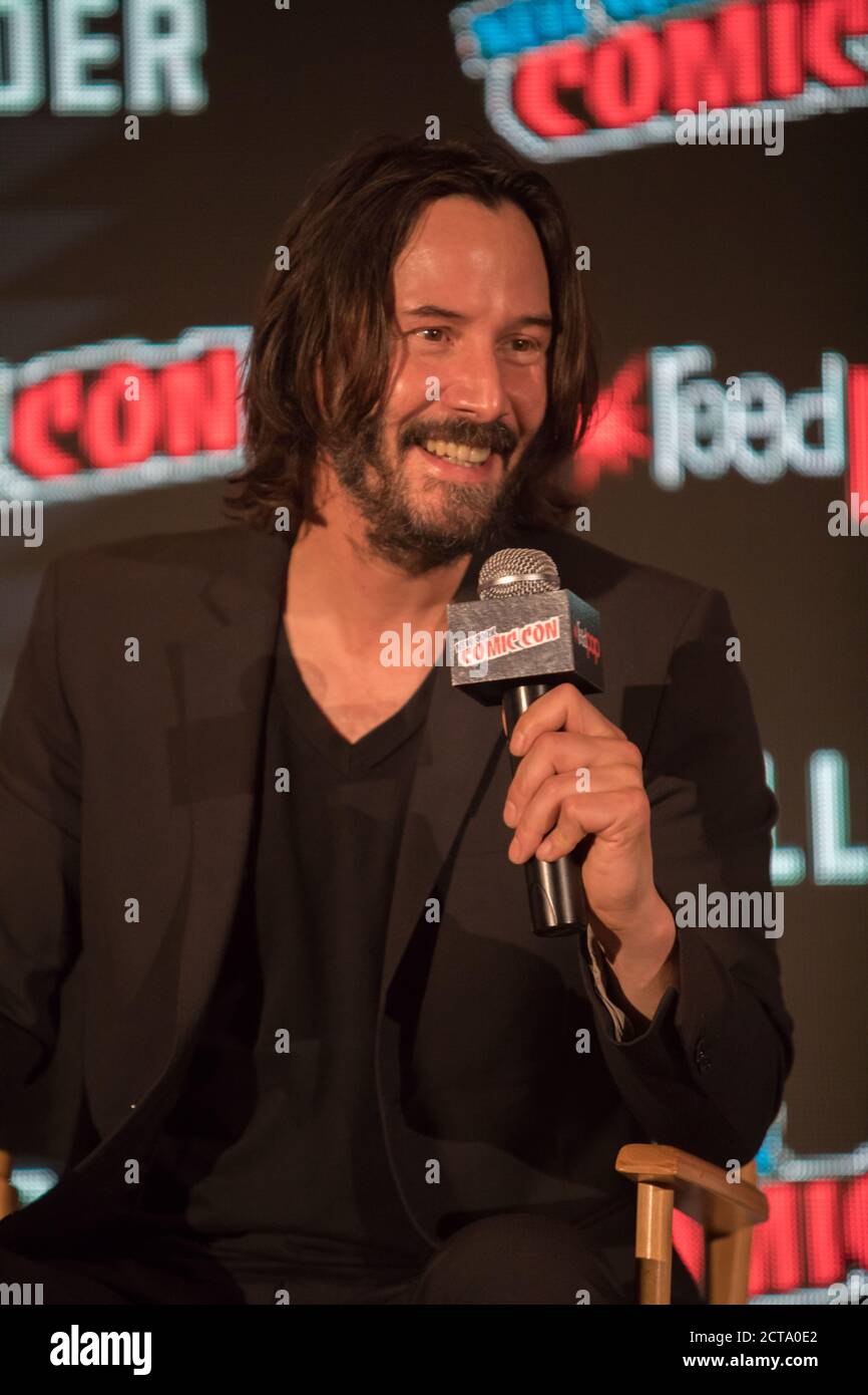 Jennifer syme keanu reeves hi-res stock photography and images - Alamy