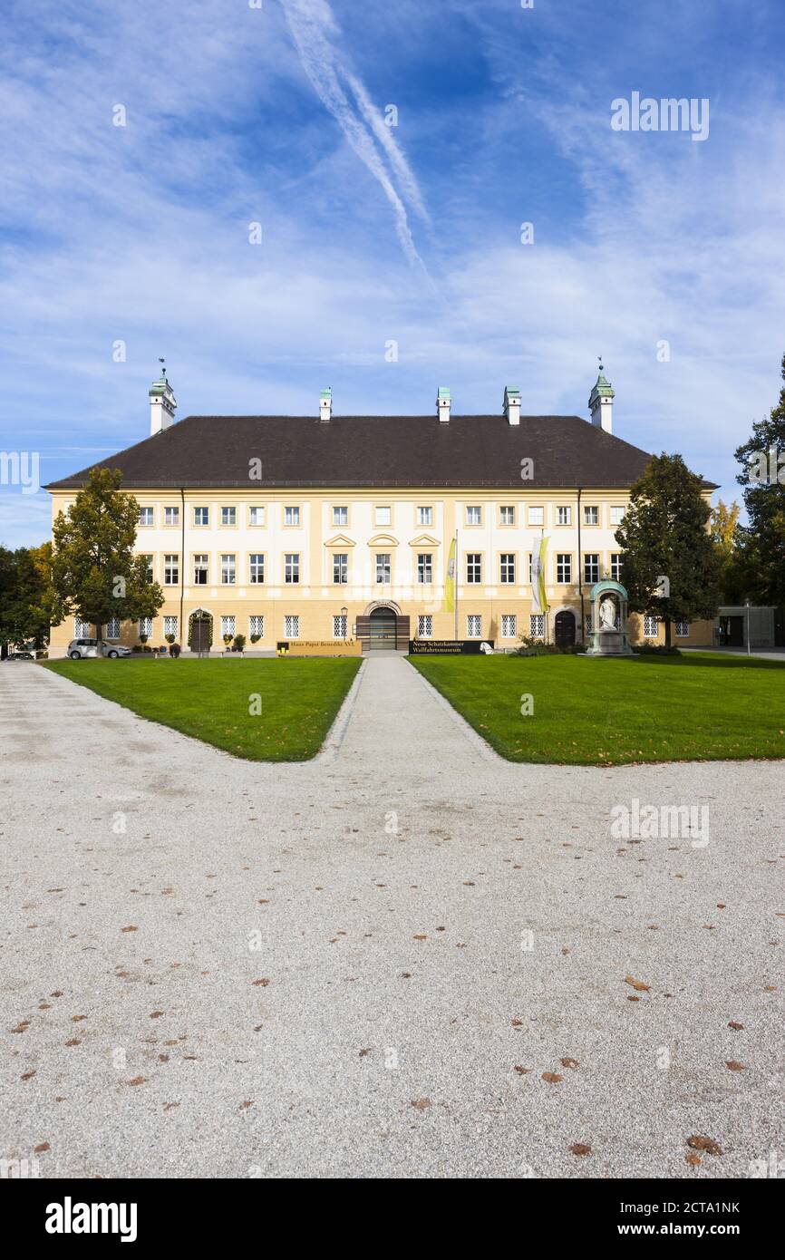Pope Benedict Xvi New Home