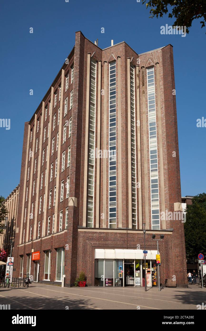 Germany, North Rhine-Westphalia, Oberhausen, Bert-Brecht-Haus, city ...