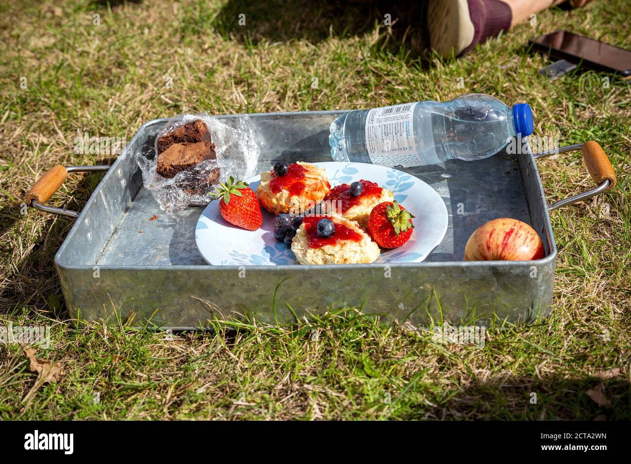 Cricket teas hi-res stock photography and images - Alamy