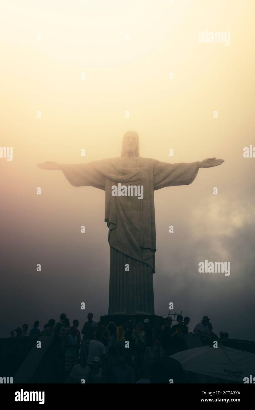 Jesus statue and brazil hi-res stock photography and images - Alamy
