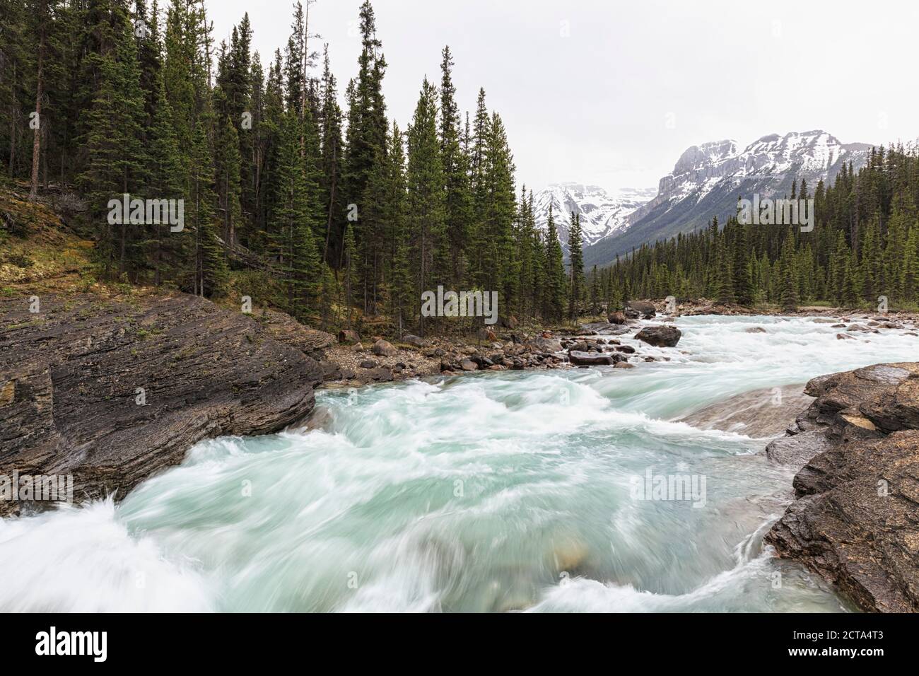 Canada, Alberta, Banff National Park, Icefields Parkway, , Mistaya ...