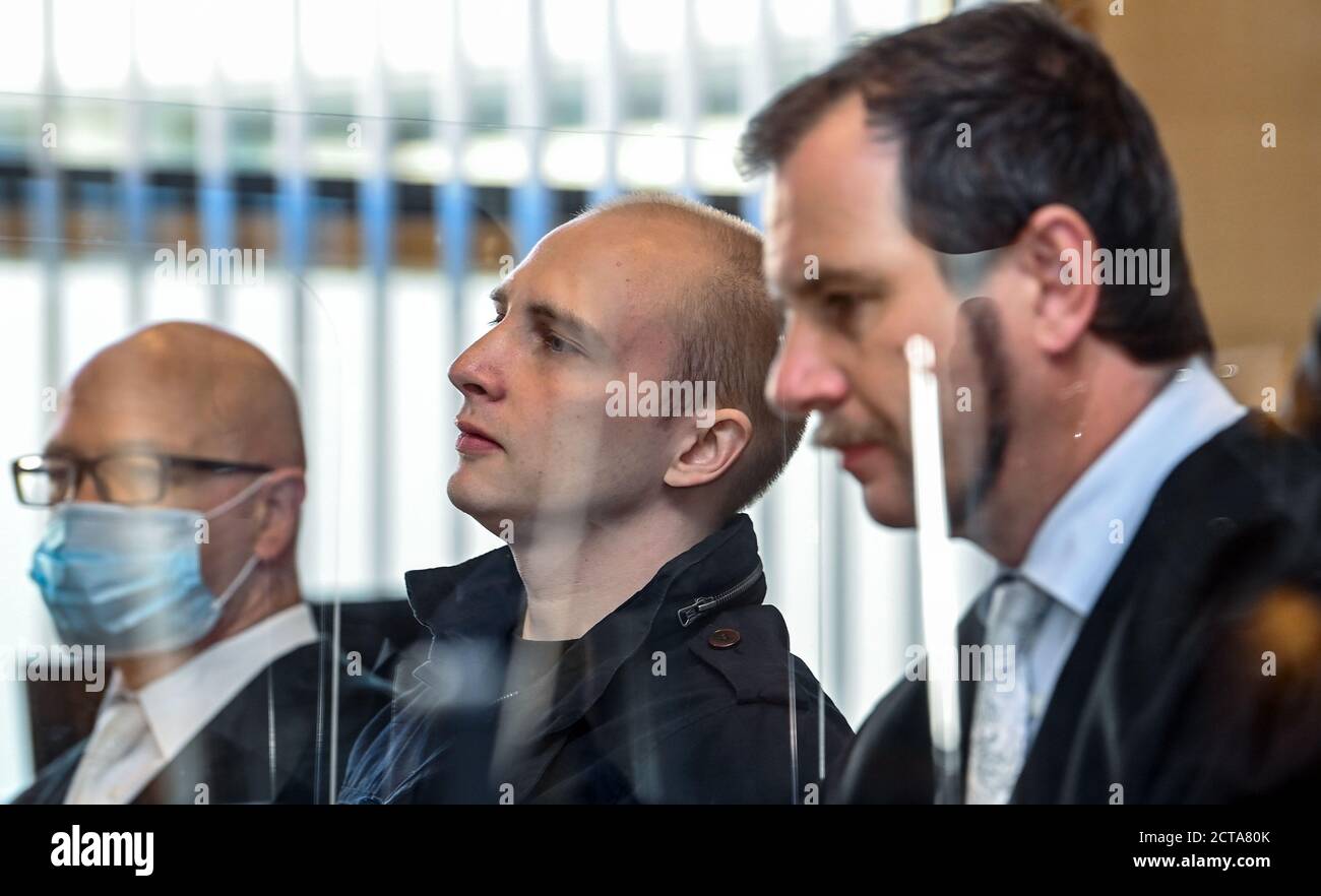 Magdeburg, Germany. 22nd Sep, 2020. The accused Stephan Balliet (M ...