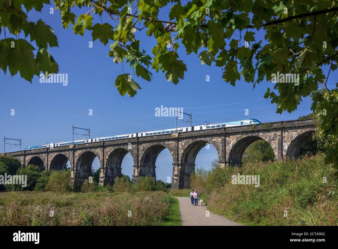 Sankey brook viaduct hi-res stock photography and images - Alamy