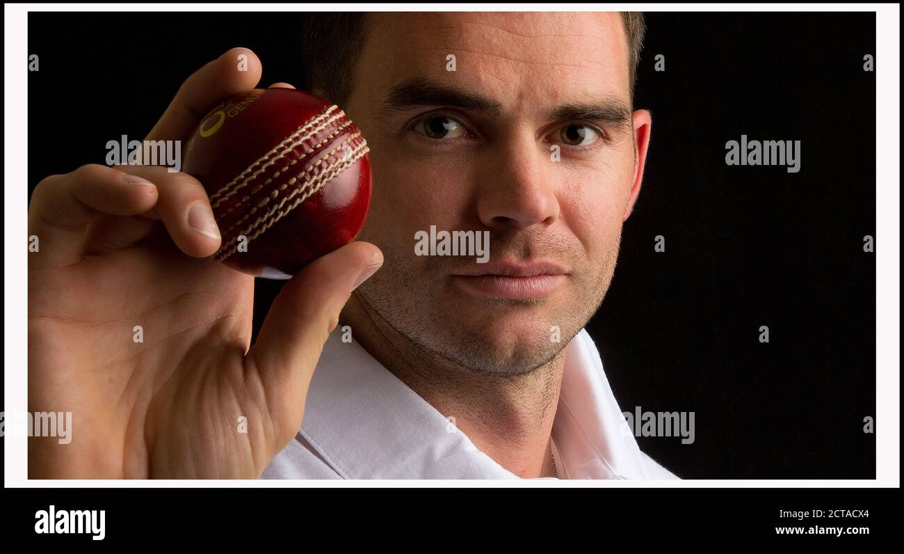 James anderson cricket hi-res stock photography and images - Alamy