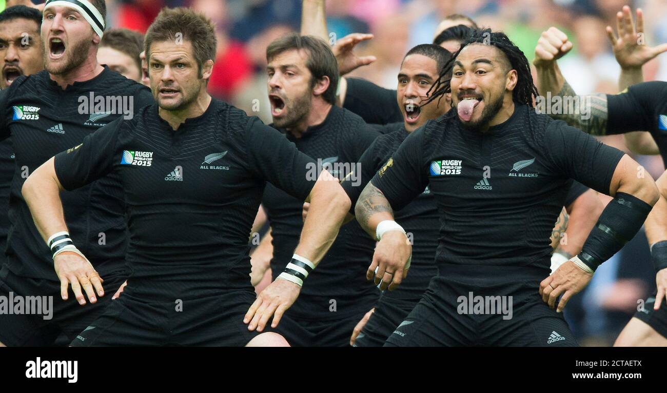 NEW ZEALAND PERFORM THE HAKA New Zealand v Argentina Rugby World Cup ...