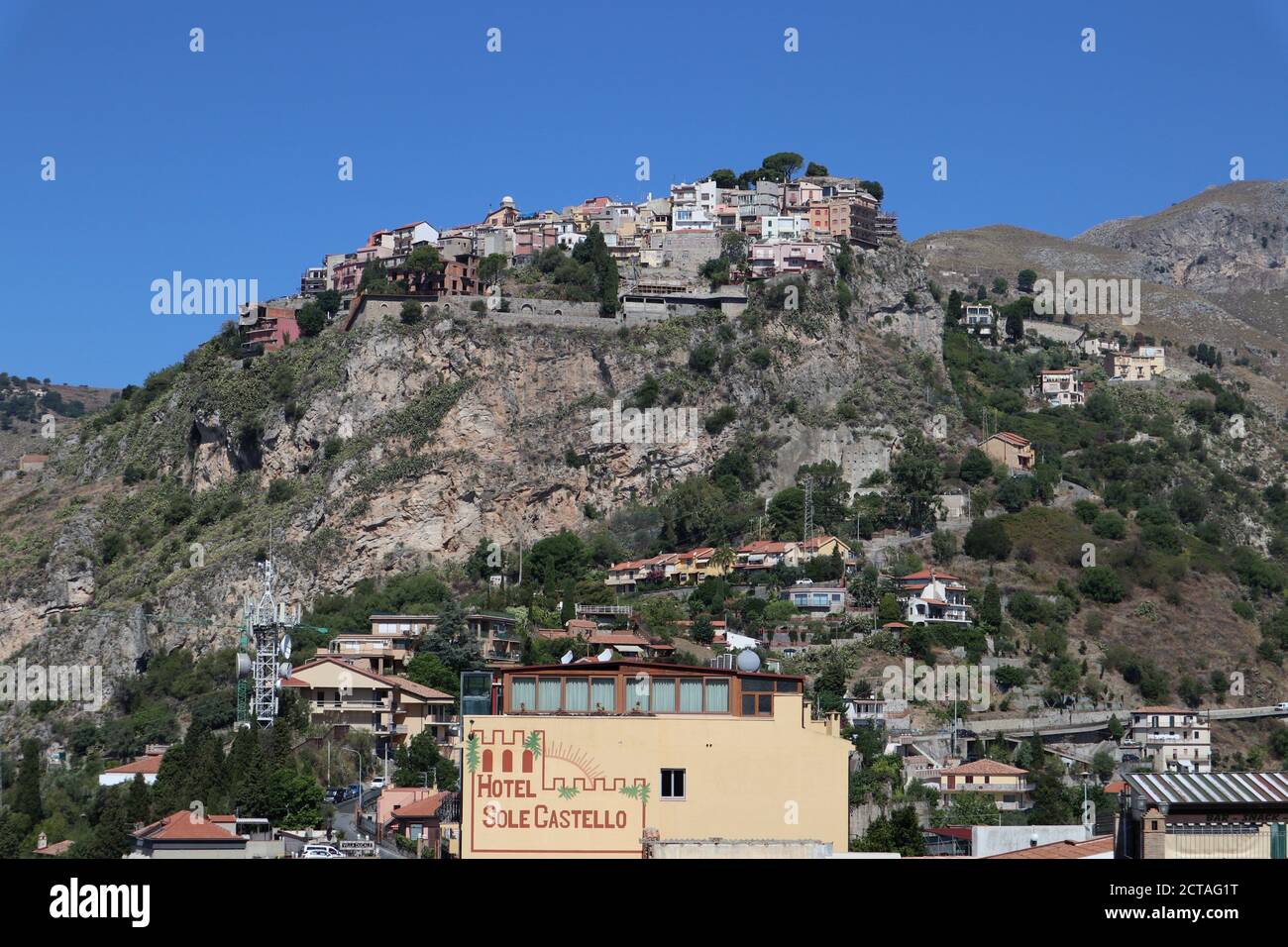Castelmola - Il borgo da Taormina Stock Photo - Alamy