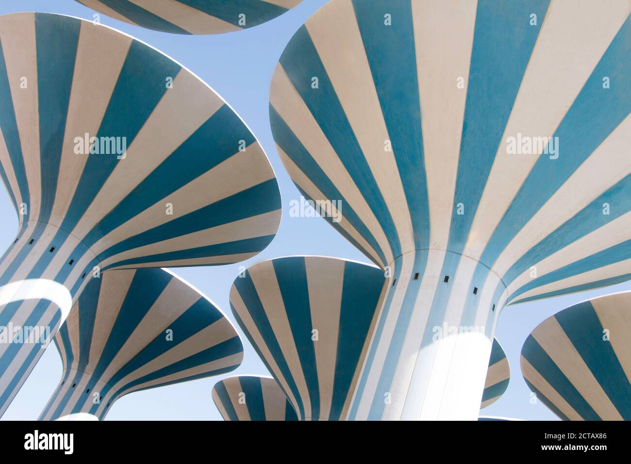 Kuwait architecture hi-res stock photography and images - Alamy