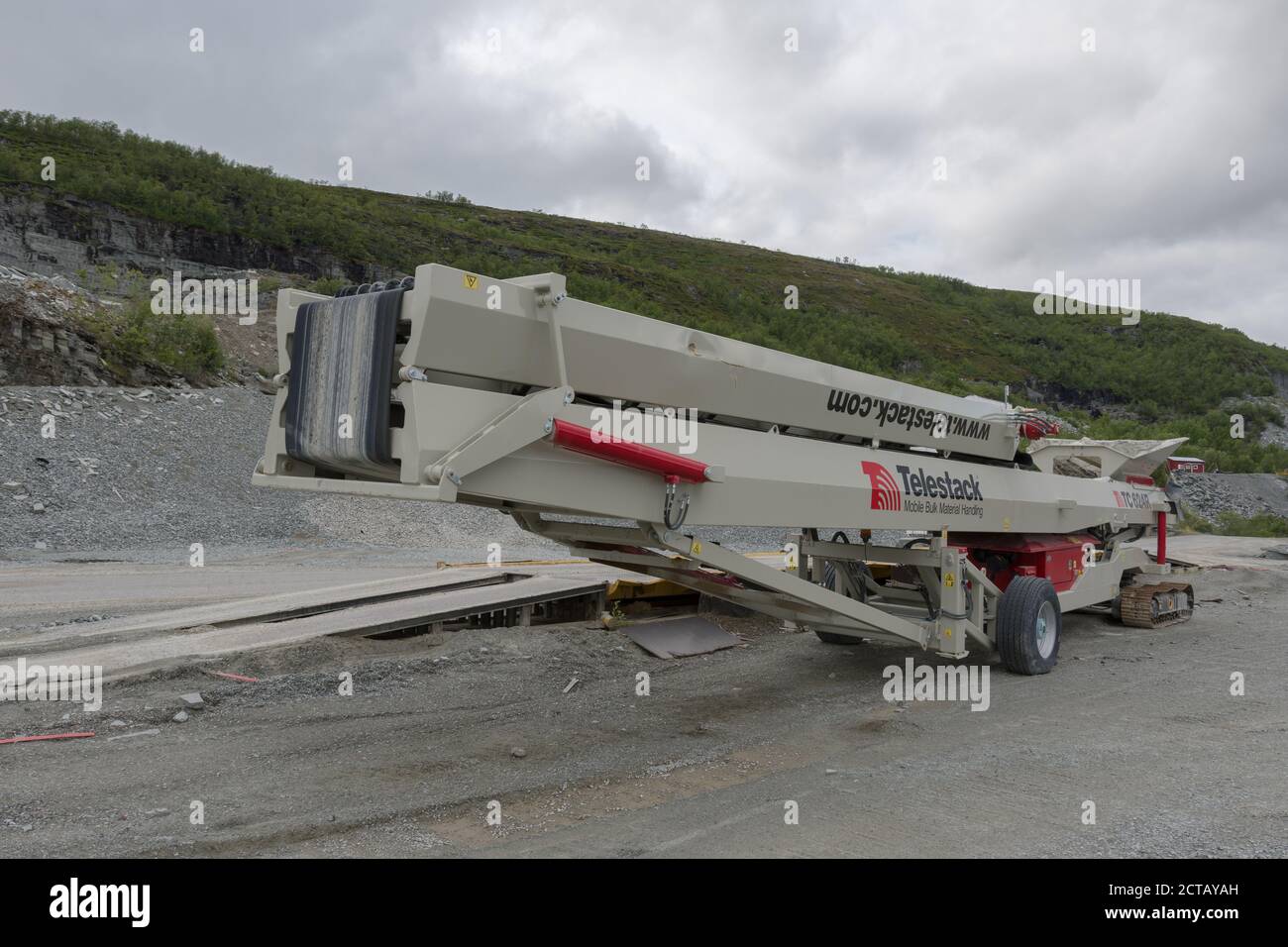 Telestack TC624R machine, alta skiferbrudd, Pæska, Finnmark, Norway ...
