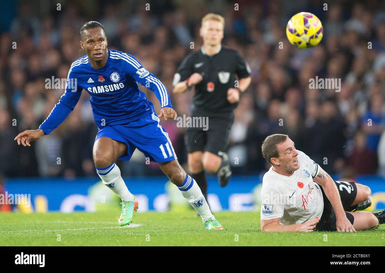 Didier drogba chelsea hi-res stock photography and images - Alamy