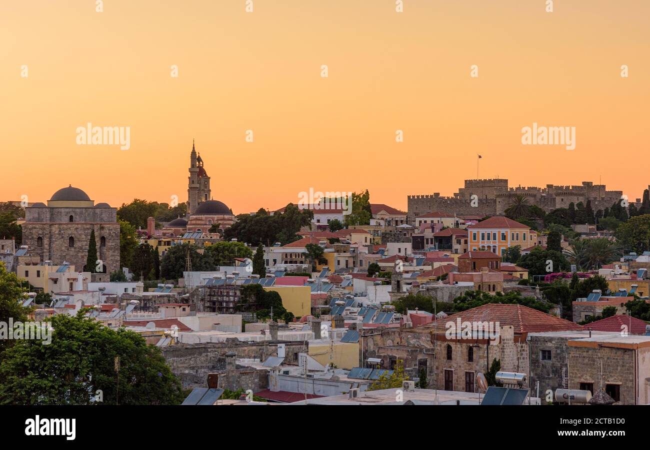 Old town rhodes skyline hi-res stock photography and images - Alamy
