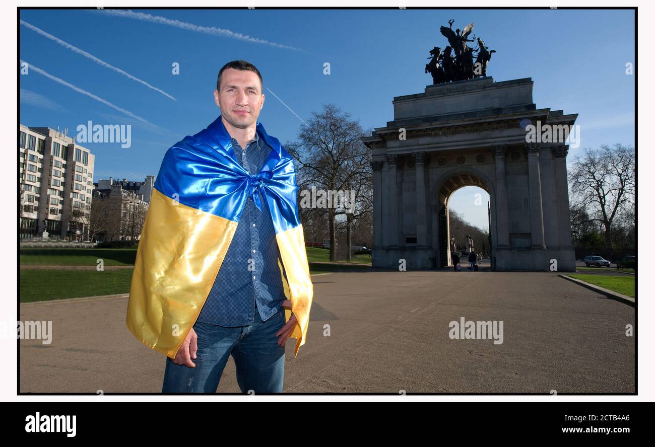 Boxing world champion wladimir klitschko Cut Out Stock Images ...