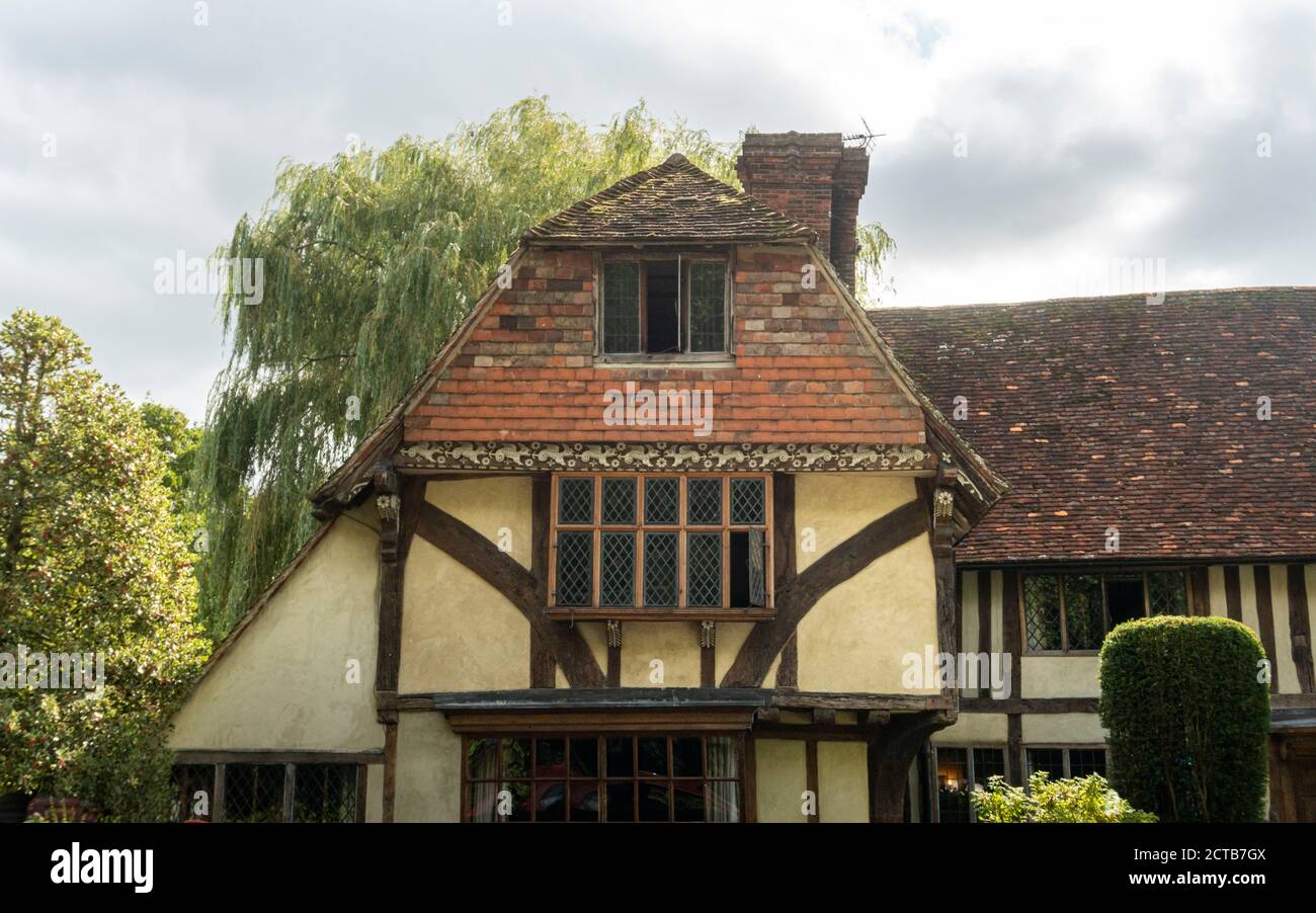 An ancient timber-framed cottage in the village of Smarden, Kent, UK ...