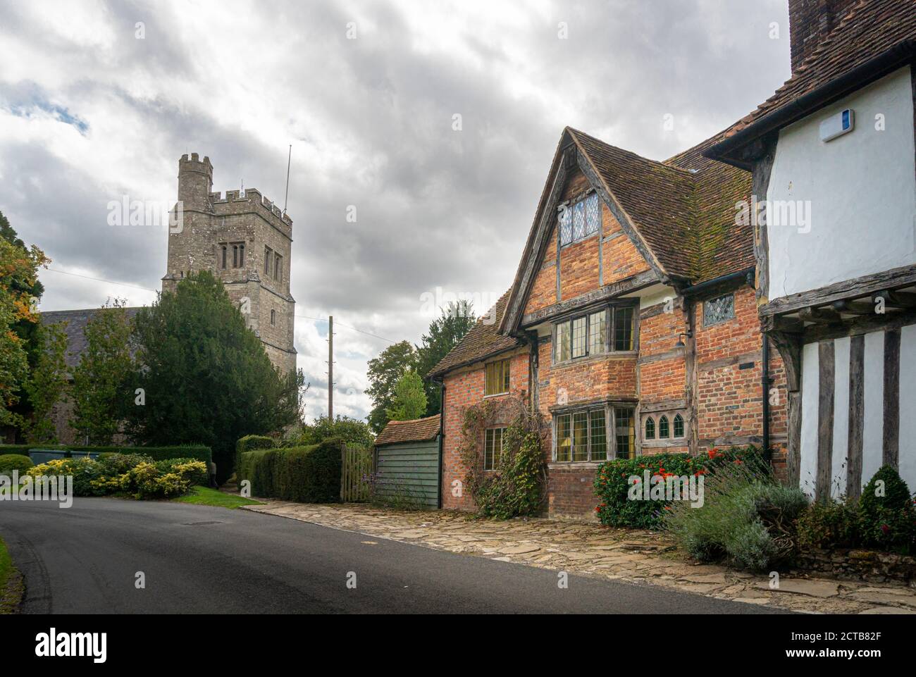 Smarden village kent england uk hi-res stock photography and images - Alamy