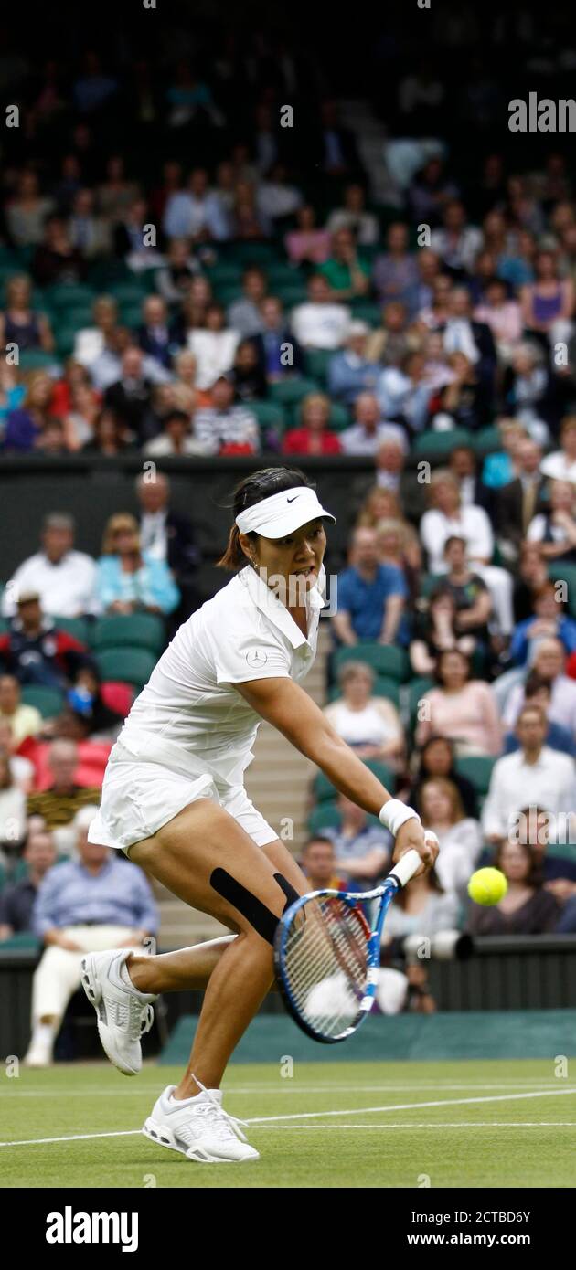 LI NA. WIMBLEDON TENNIS CHAMPIONSHIPS 2012. PICTURE CREDIT : © MARK ...