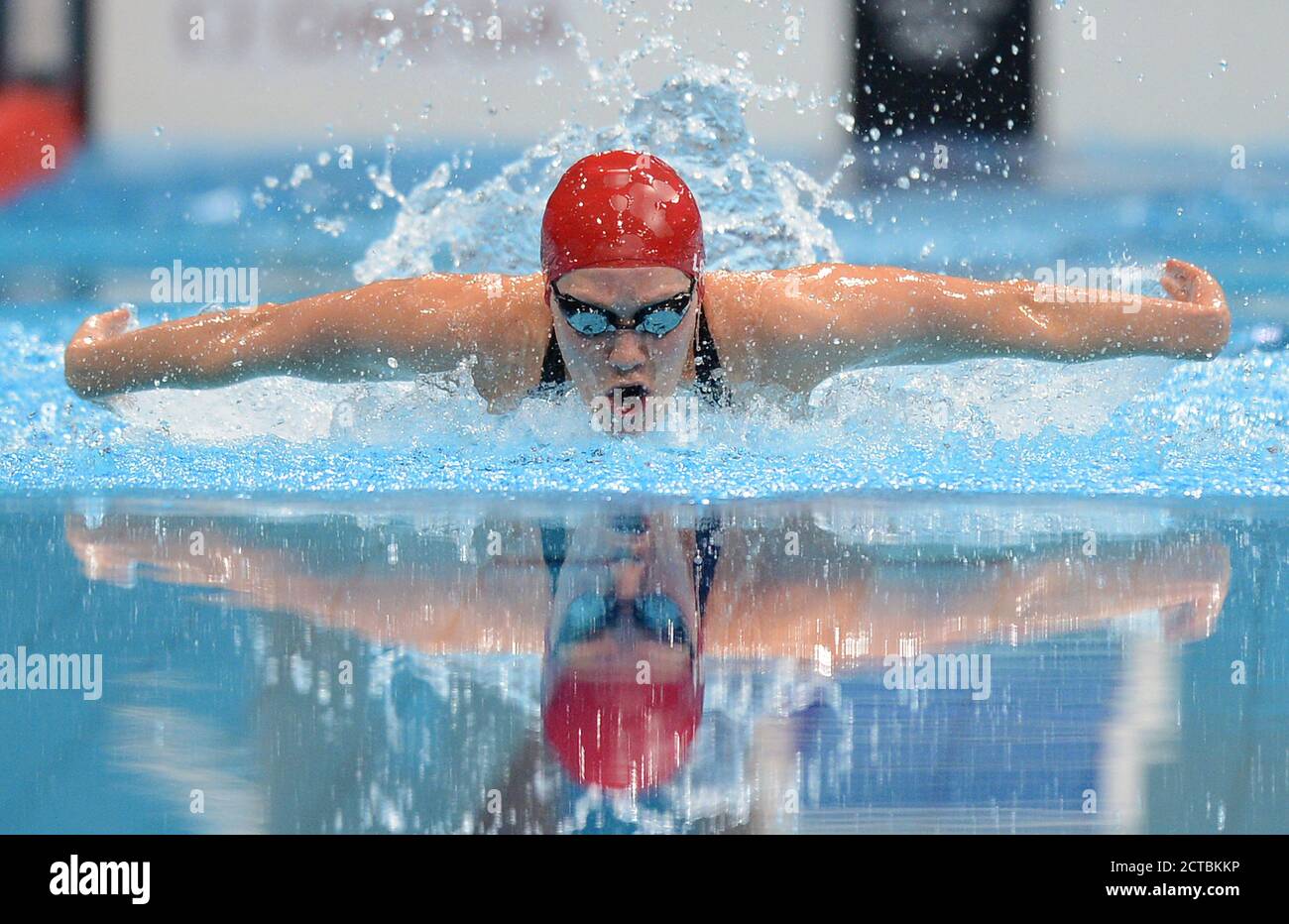 JEMMA LOWE FINISHES 6TH WOMEN'S 200m BUTTERFLY FINAL. LONDON 2012 PHOTO ...
