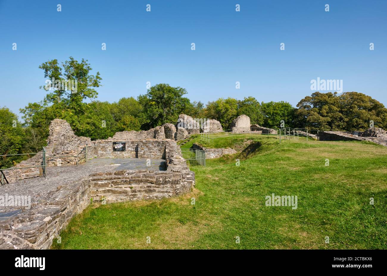 Newtown castle hi-res stock photography and images - Alamy