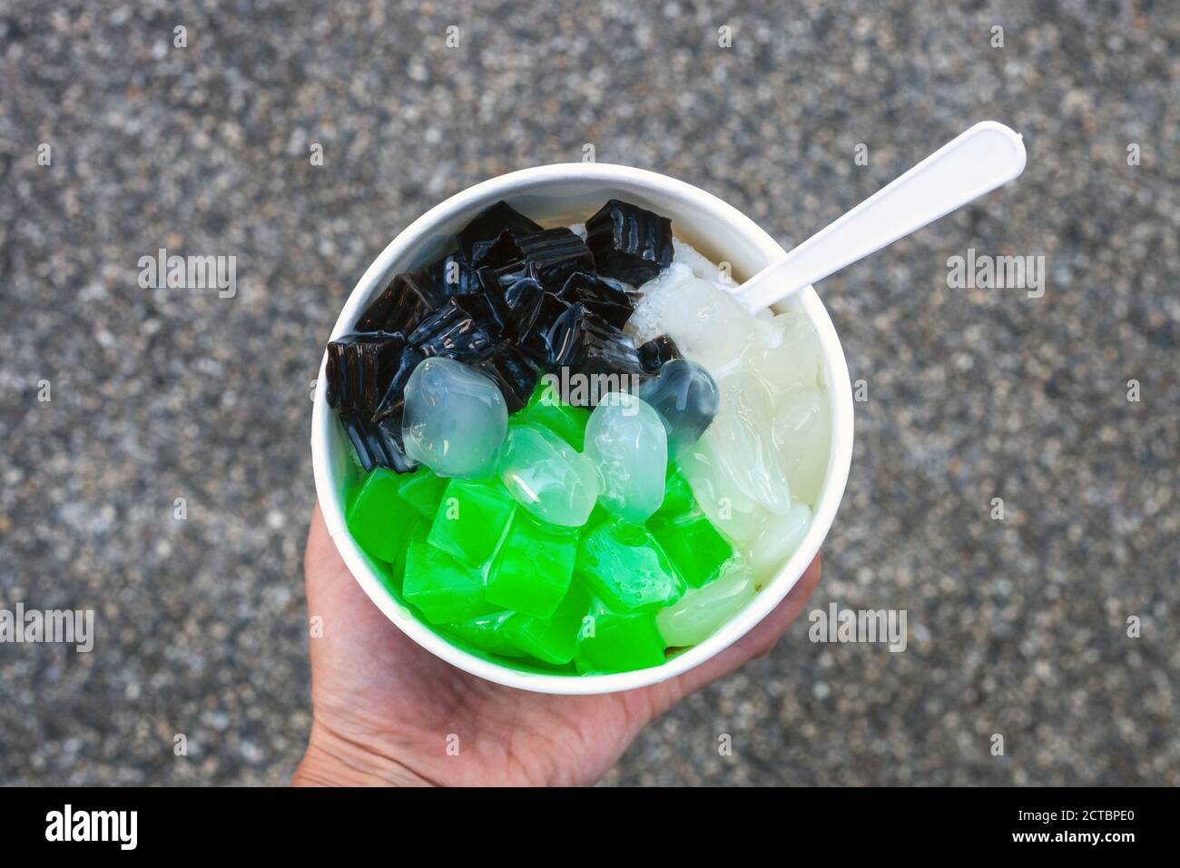 Cold dessert wan yen with water chestnuts and black jelly. Thai Shaved ...