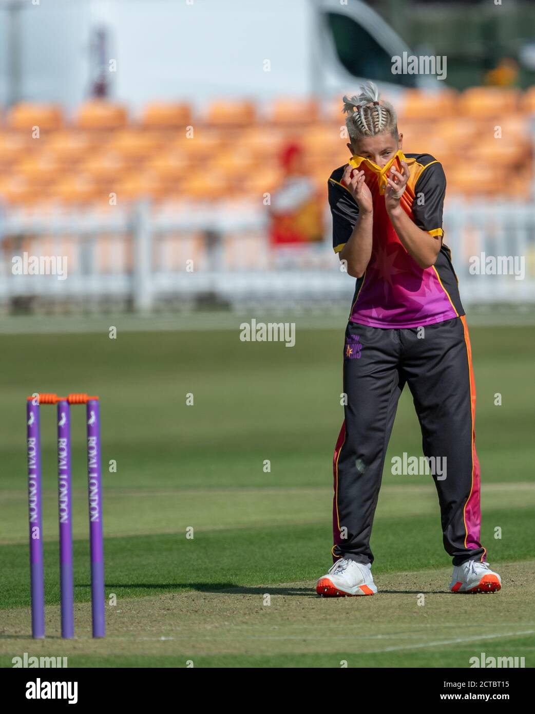 Izzy wong hi-res stock photography and images - Alamy