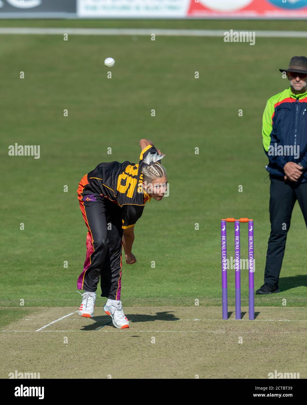 Izzy wong hi-res stock photography and images - Alamy