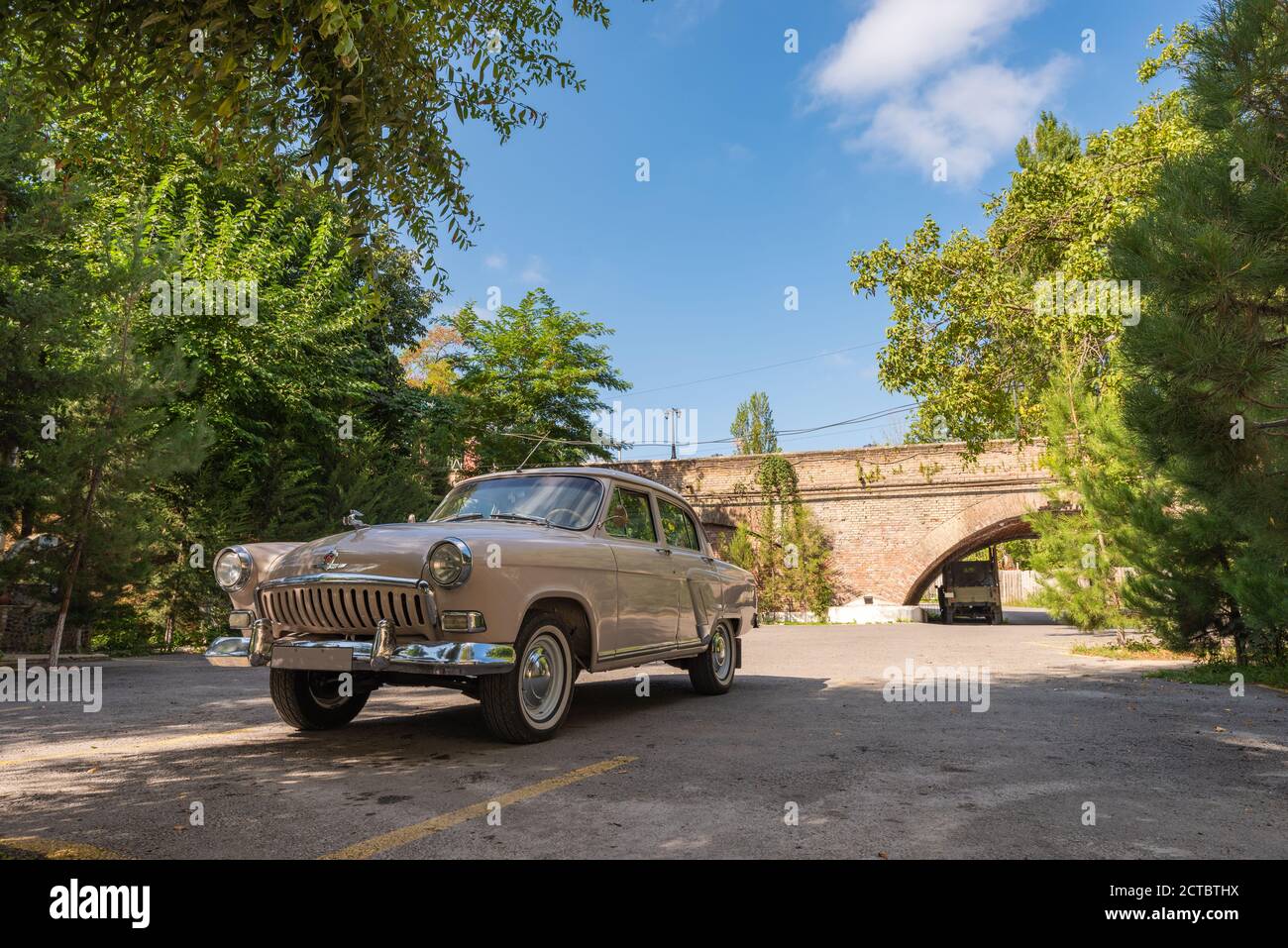 Soviet garage hi-res stock photography and images - Alamy