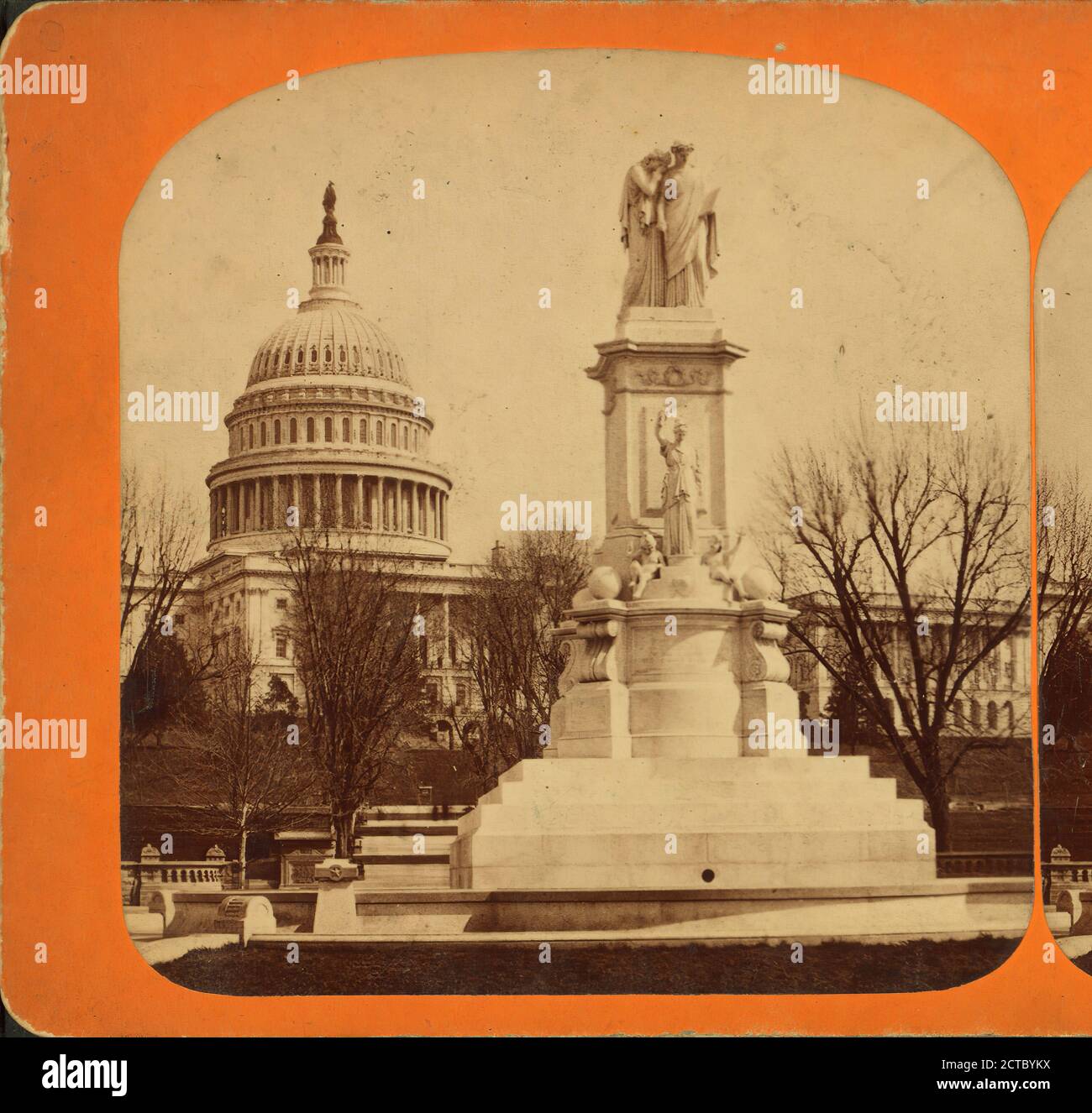 Naval monument hi-res stock photography and images - Alamy