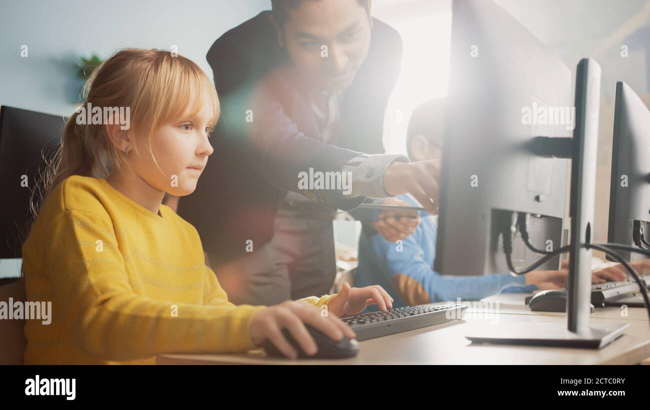 Young people learn coding hi-res stock photography and images - Alamy