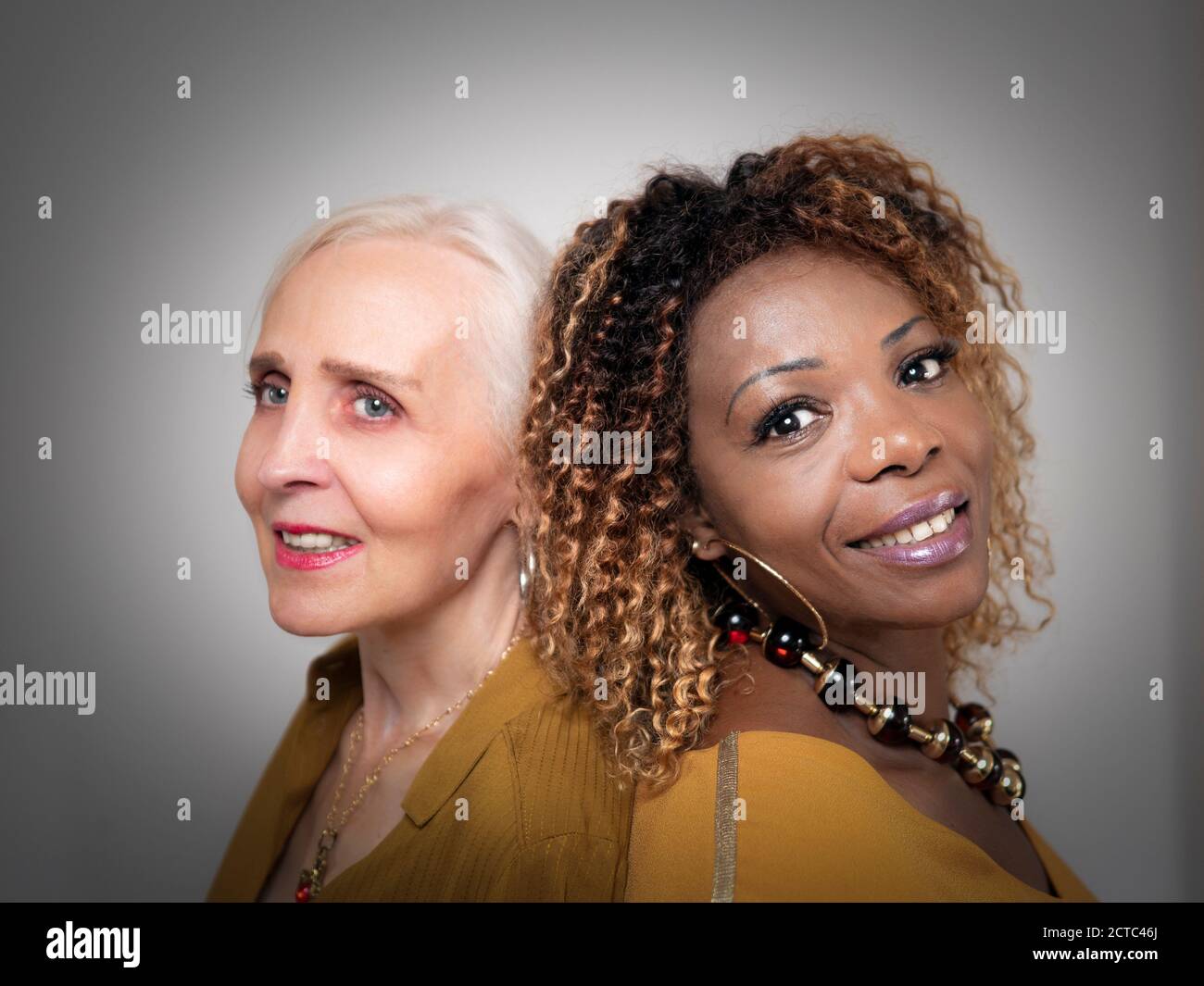 Two female friends close up hi-res stock photography and images - Alamy