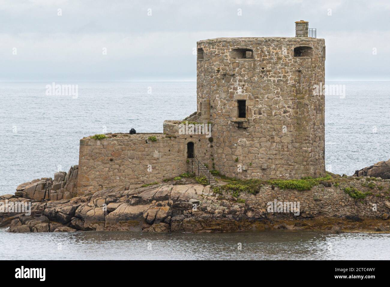 Cromwell's Castle on Tresco, Isles of Scilly Stock Photo - Alamy