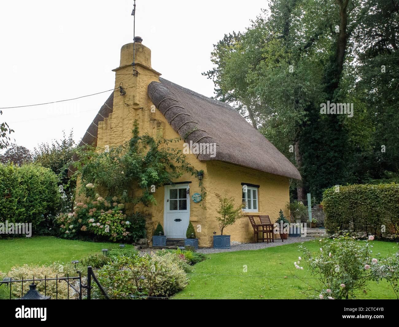Merthyr mawr village, wales hi-res stock photography and images - Alamy