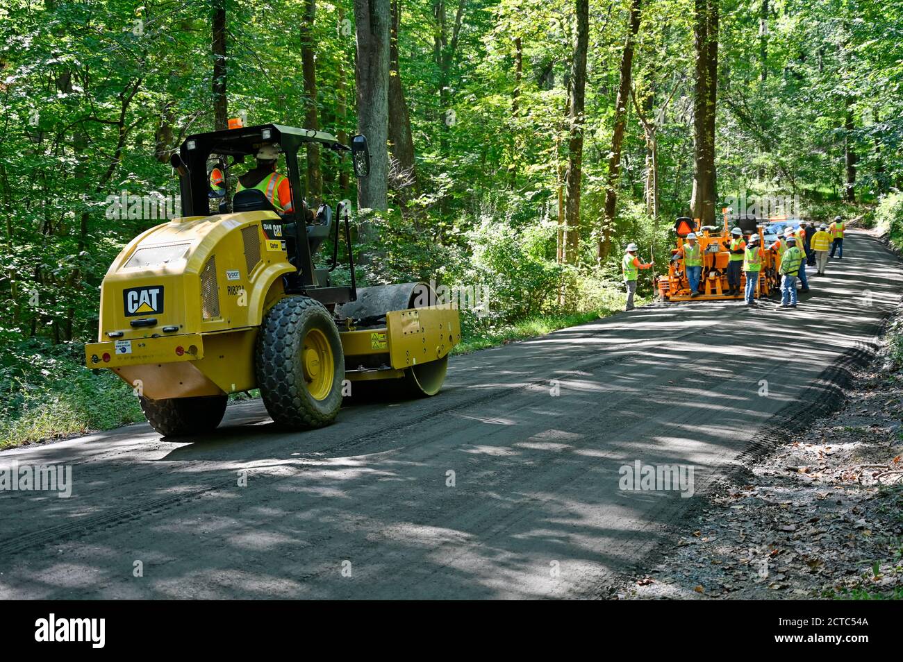 Driving surface aggregate hi-res stock photography and images - Alamy
