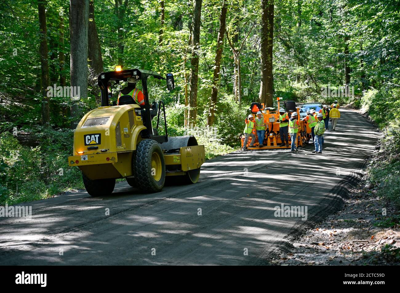 Driving surface aggregate hi-res stock photography and images - Alamy
