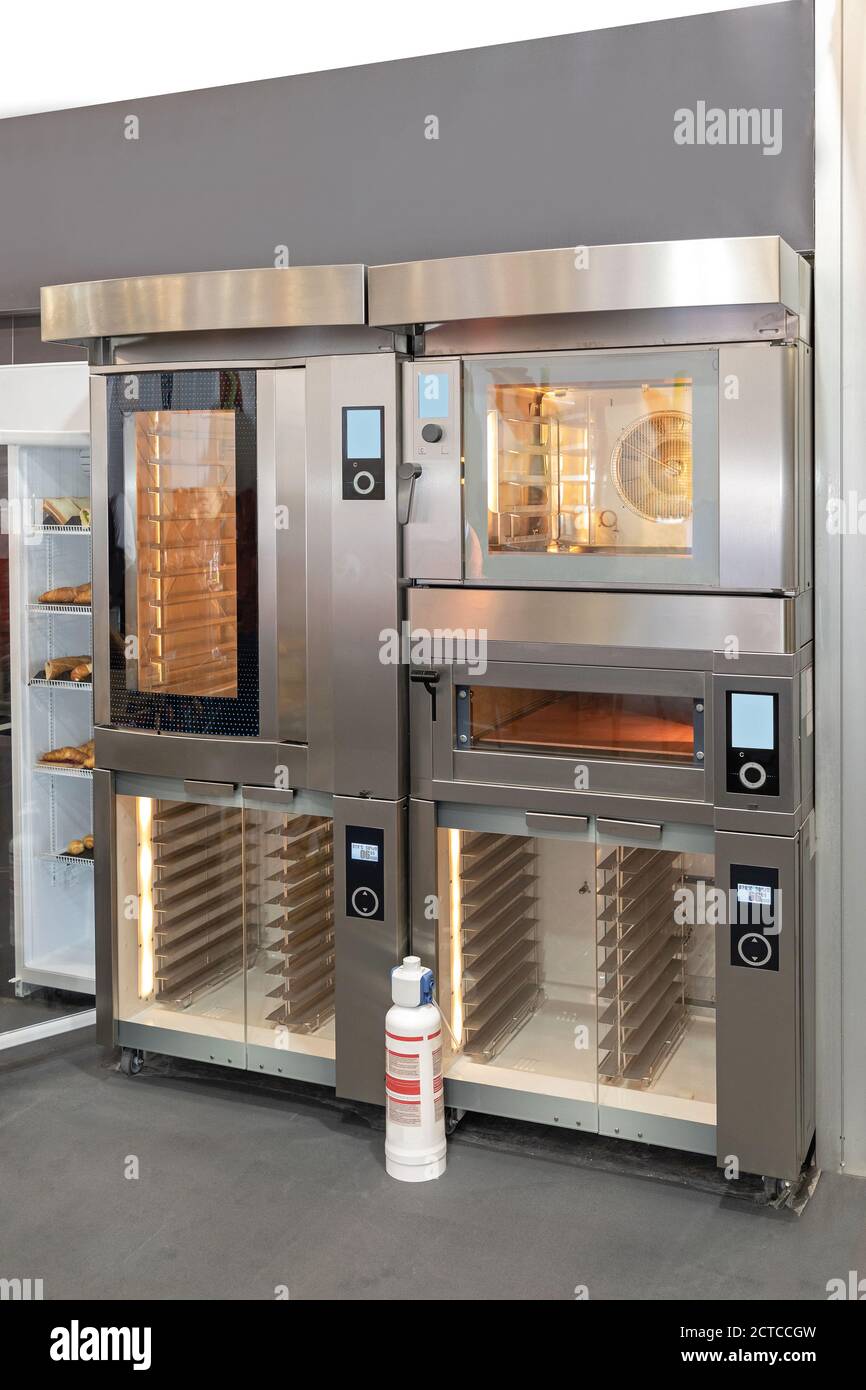 Modern oven bread baking hi-res stock photography and images - Alamy