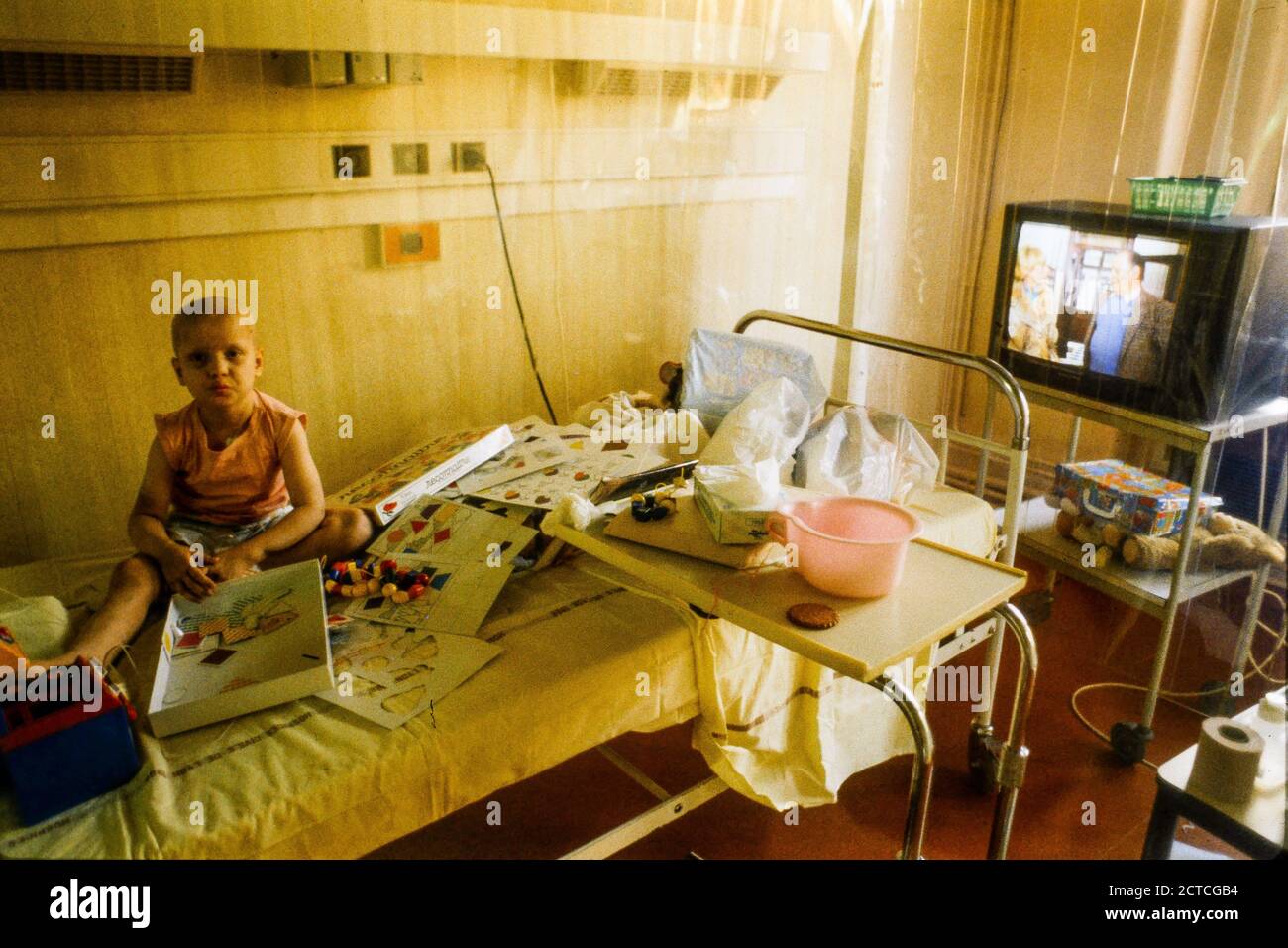 Children with immune deficiency hi-res stock photography and images - Alamy