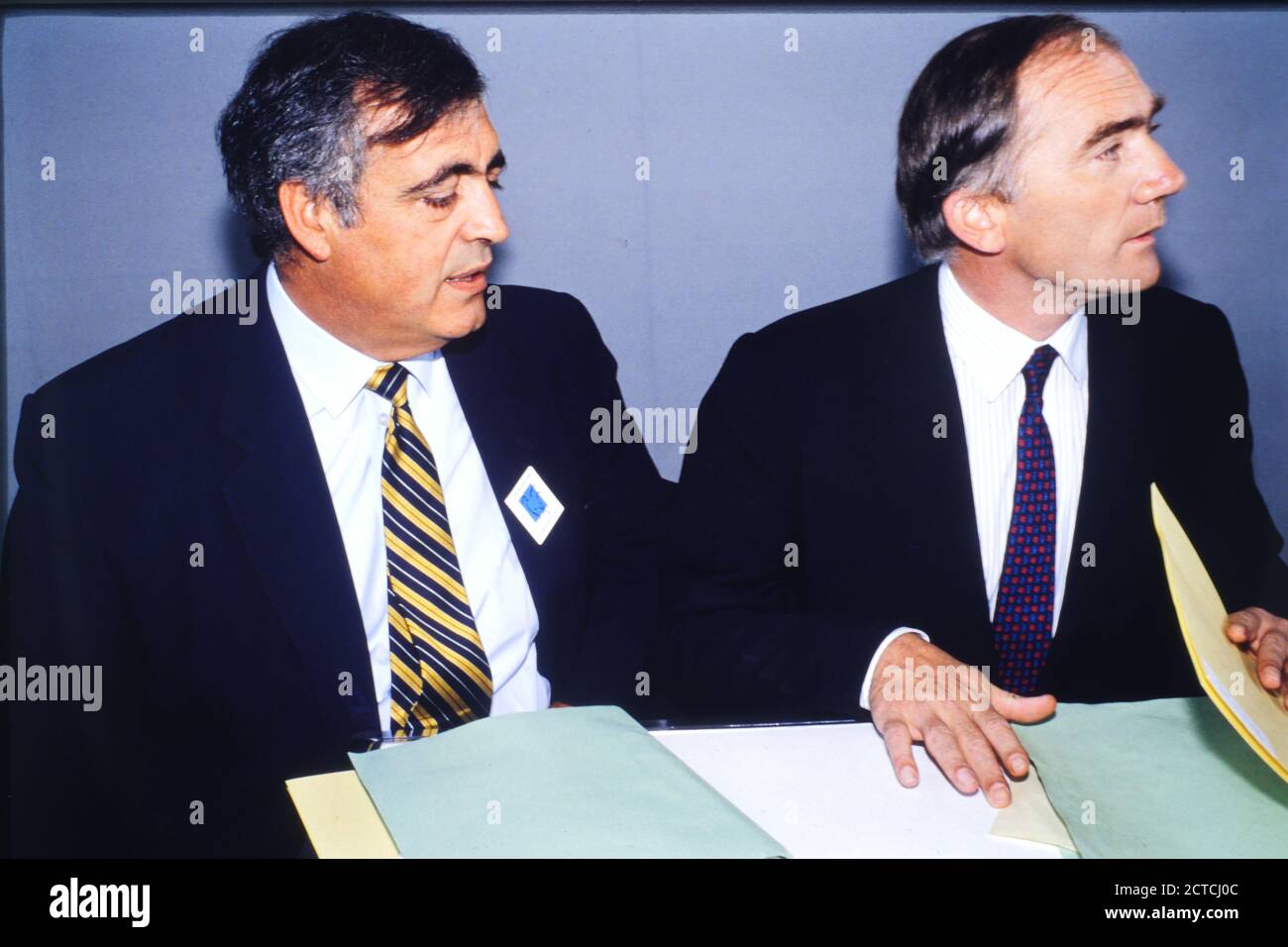 Philippe Seguin and Charles Millon attend Rally of the RPR renovators ...