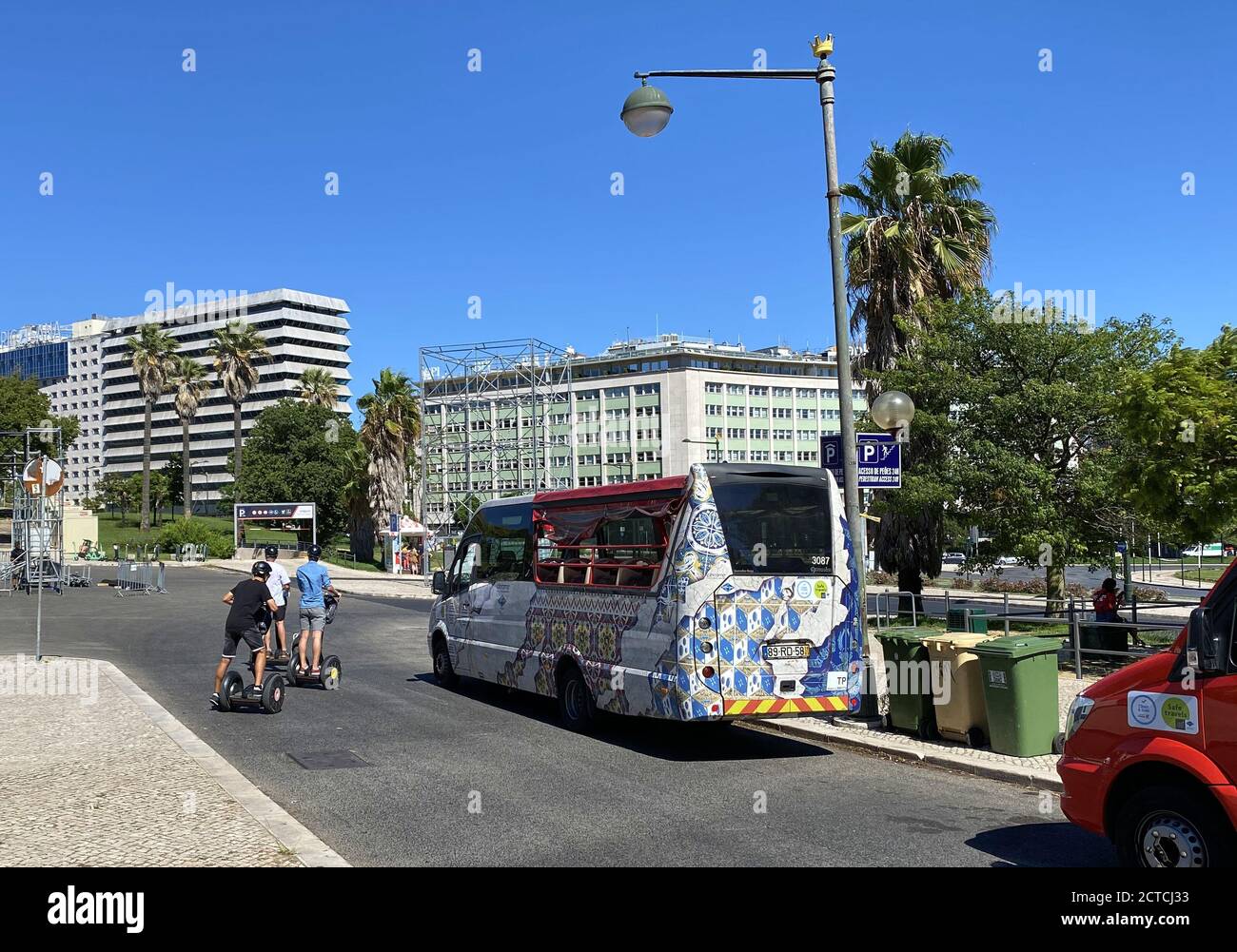 Lisbon, Lissabon, Portugal, 16rd August 2020. Sightseeing bus for city ...