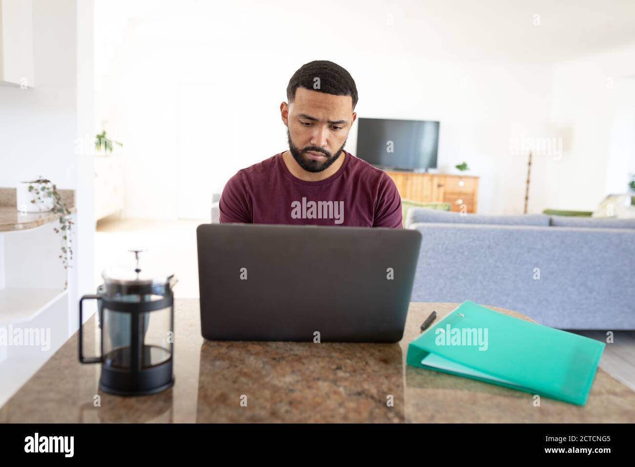 Man stressed family hi-res stock photography and images - Alamy