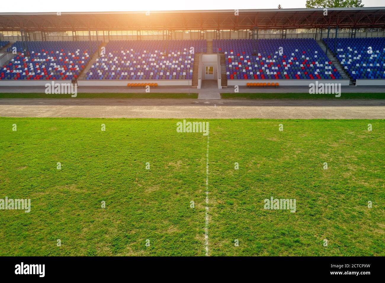 Empty football stadium hi-res stock photography and images - Alamy