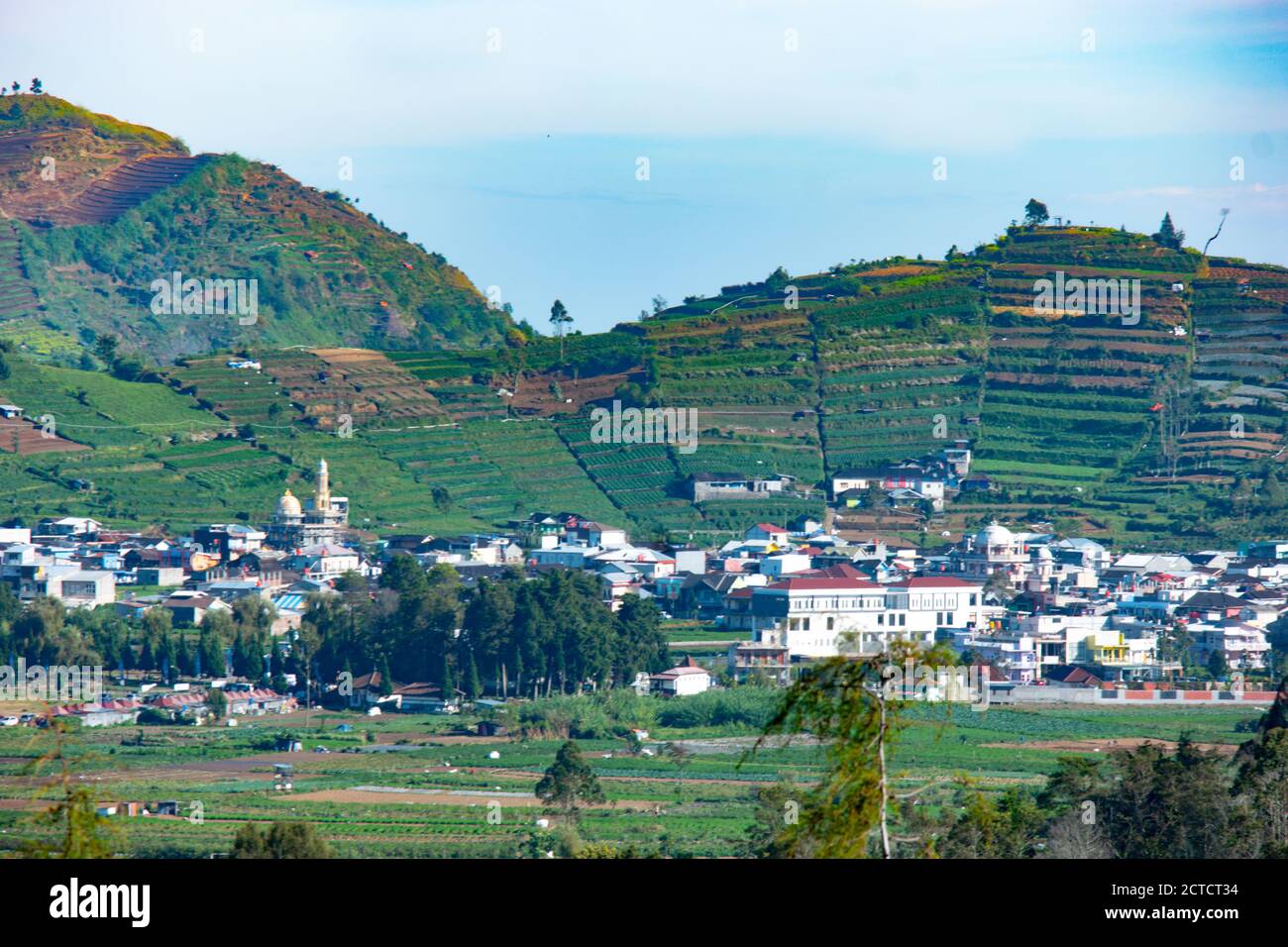 Townscape horizontal hi-res stock photography and images - Alamy