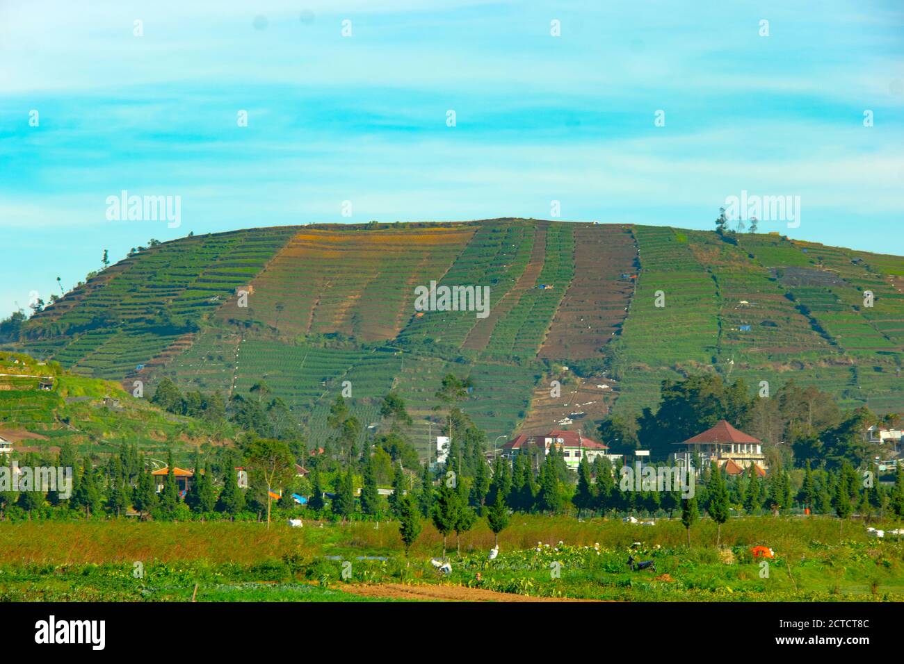 Beautiful distant hi-res stock photography and images - Alamy