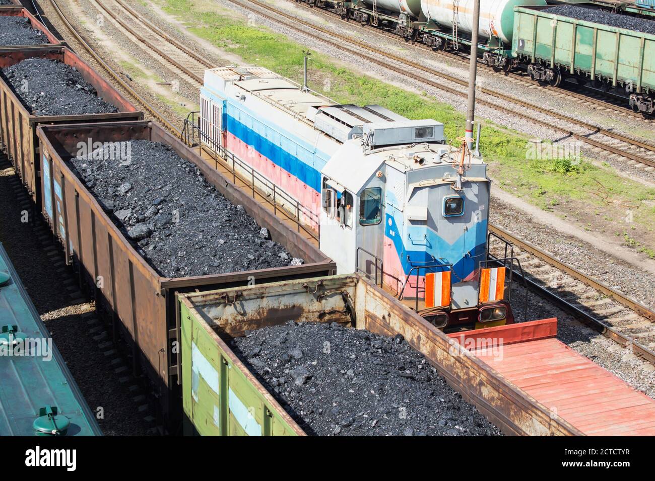 rail cars loaded with coal Stock Photo - Alamy