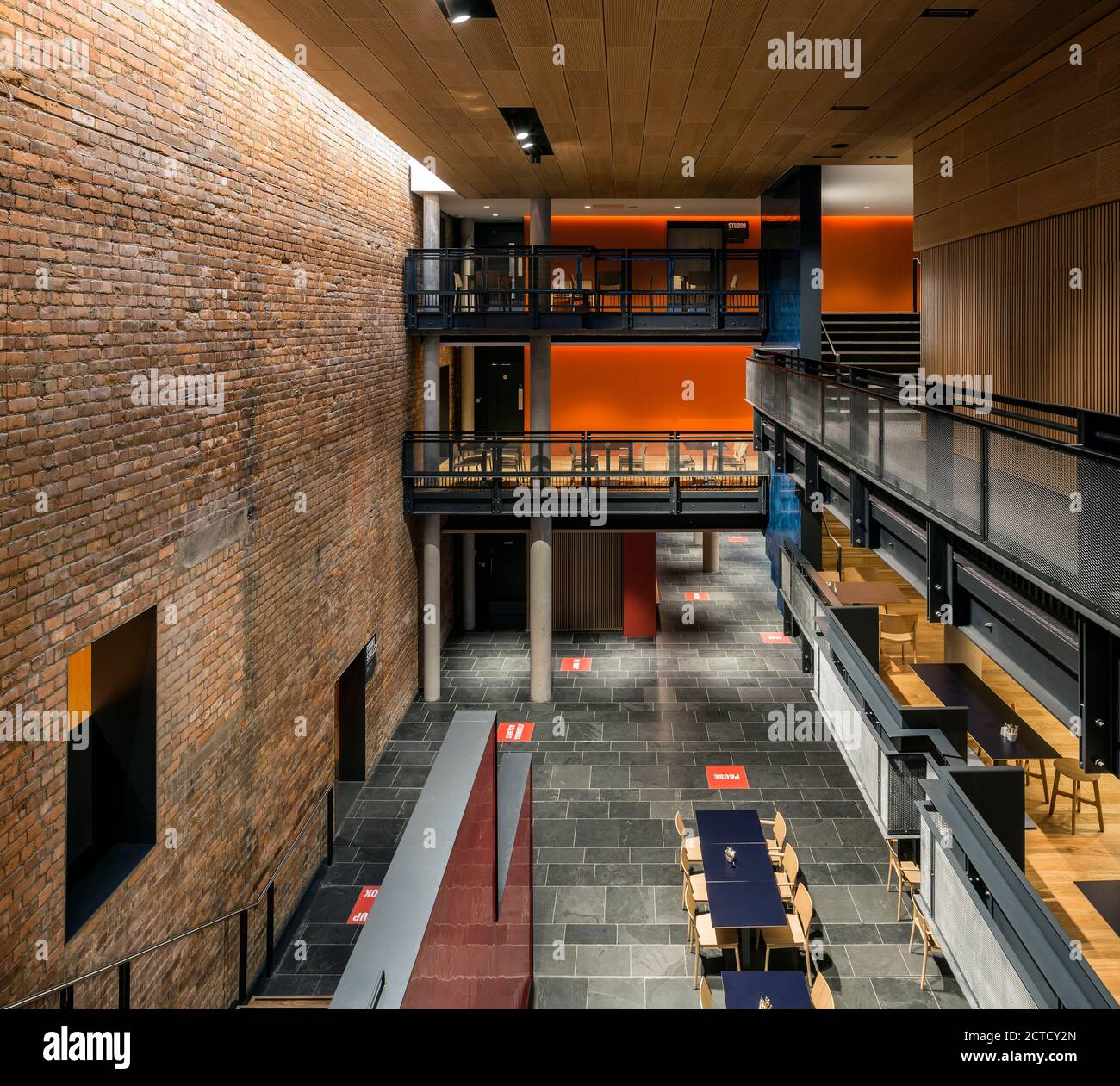 Interior circulation space hi-res stock photography and images - Alamy