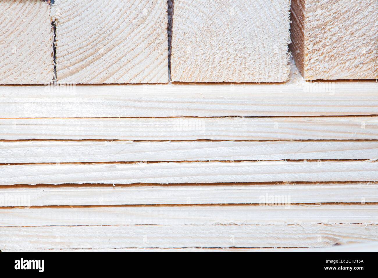 Pine wood planks pile hi-res stock photography and images - Alamy