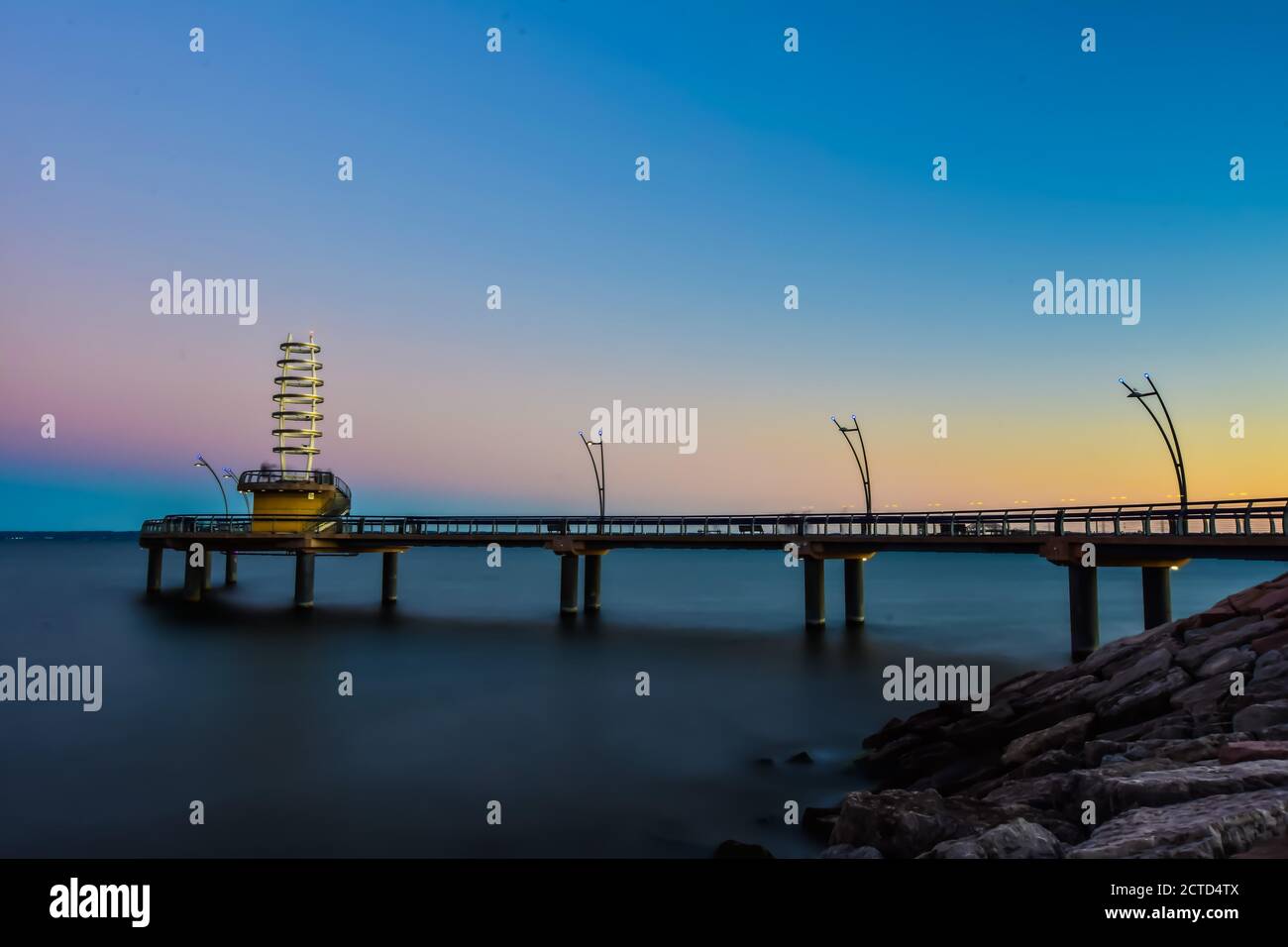 Brant Street pier, Burlington Ontario Canada Stock Photo - Alamy